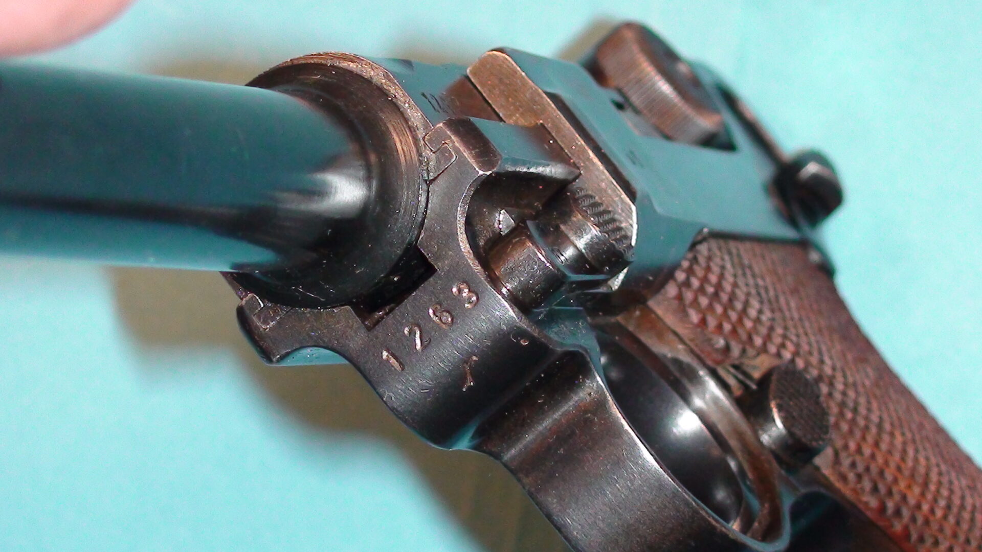 #569 Luger WW2 dated 1939 Collector Grade (restricted) – Luger Collector